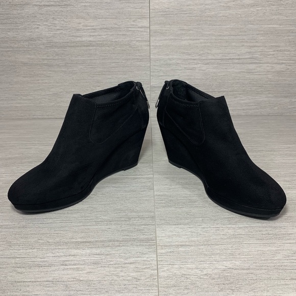 CL by Chinese Laundry | Shoes | Clby Laundry Va Sleek Uncle Bootie ...